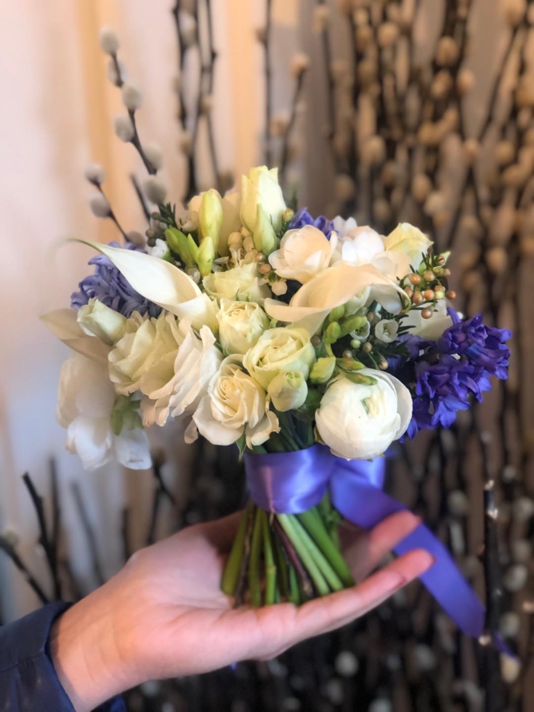 Mini buchet cu flori frumoase Petite mademoiselle - enRose